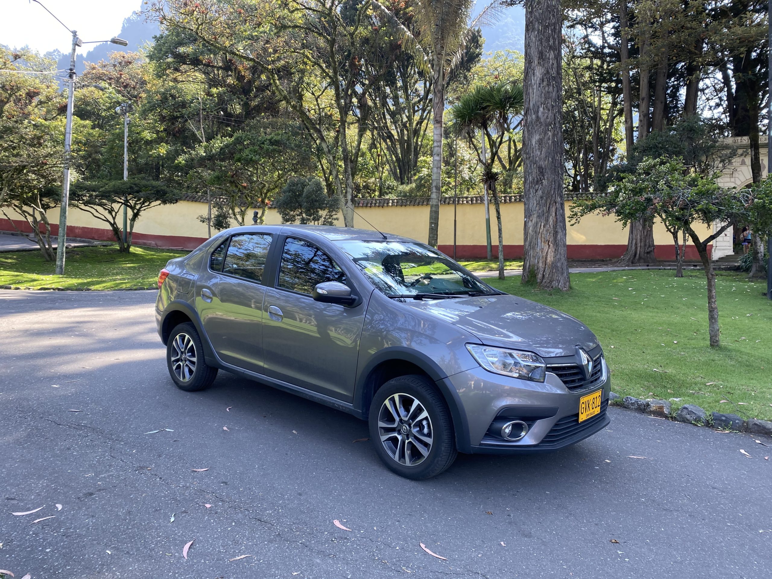 Renault Logan - Autodigital