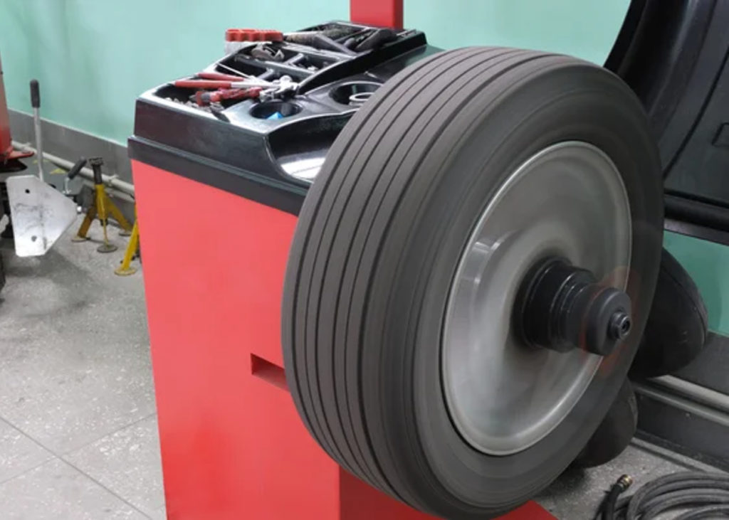 ¿Cuándo se deben alinear y balancear las llantas? - Autodigital