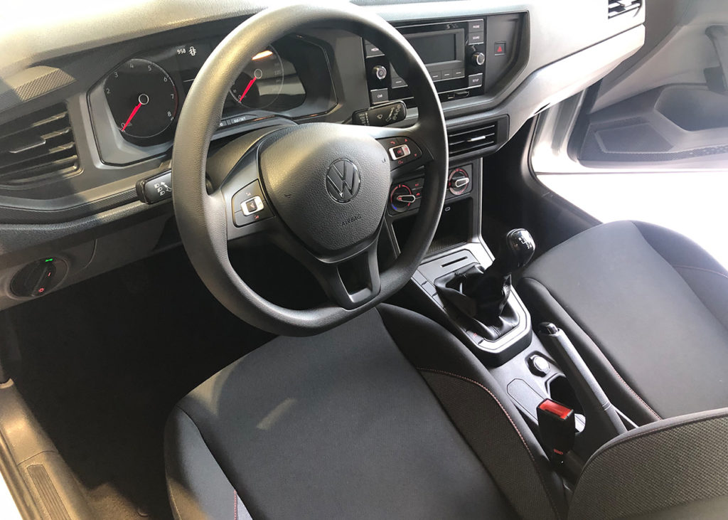 Volkswagen Polo Track 2024 - Autodigital