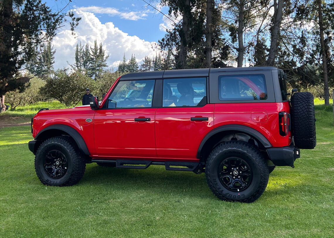 Ford Bronco Wildtrack 2024: La Big Bronco Llega a Colombia con Todo su ...